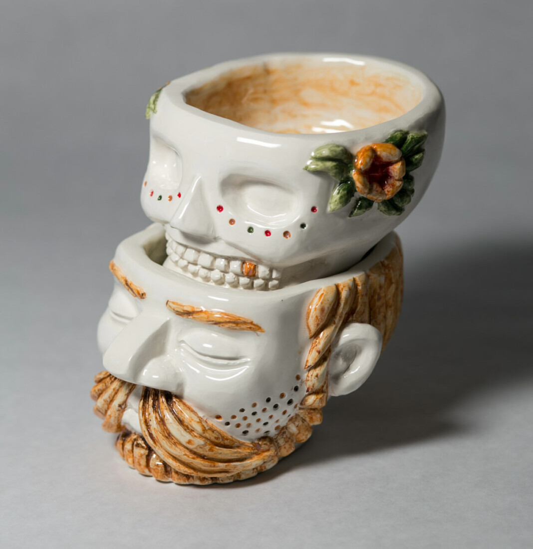 Lucas Amaral: modular porcelain ceramic sculptures